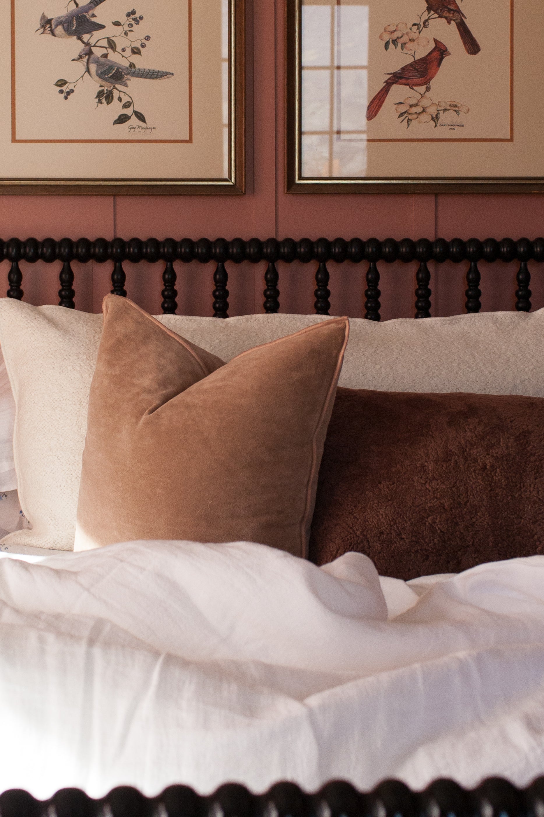 Velvet Pillow in Blush – Frances Loom